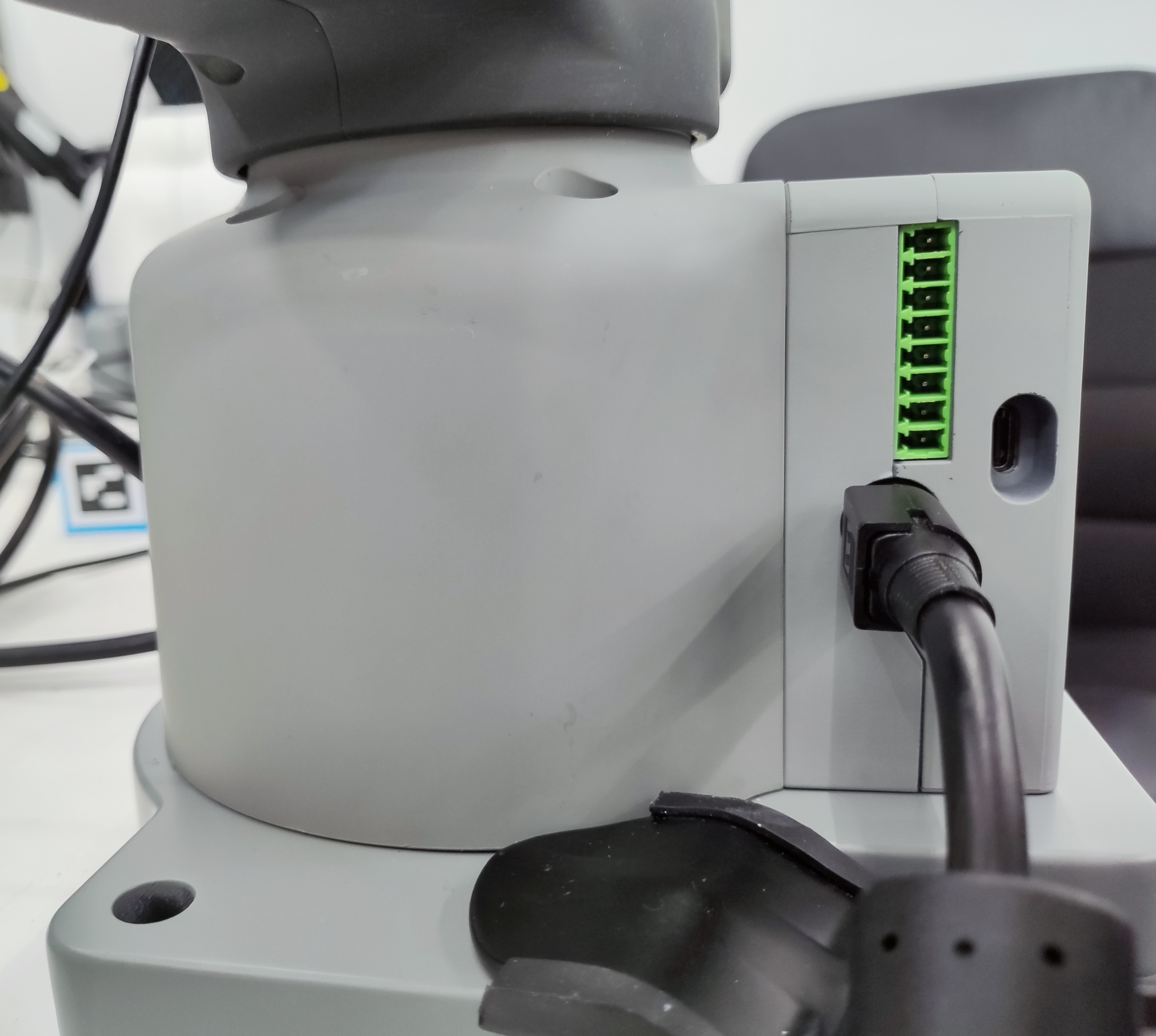 4 Initial Installation · GitBook